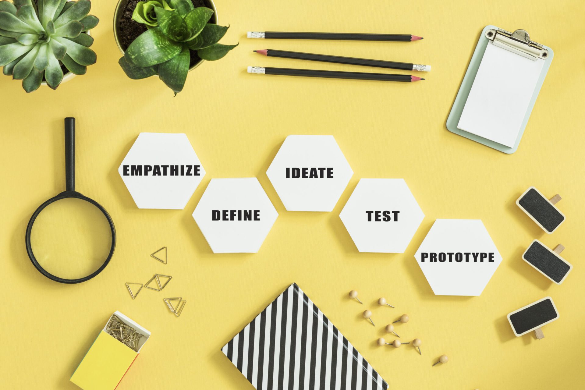 Design Thinking vs Agile: Understanding the Key Differences ...